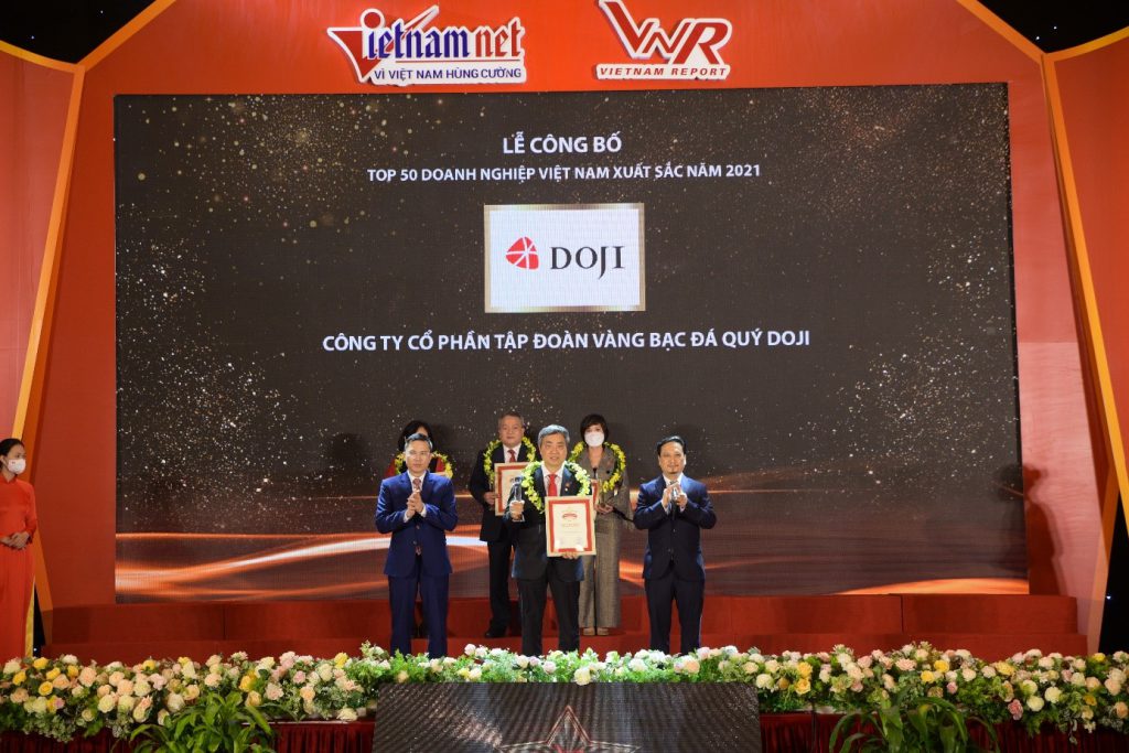 Tập đoàn DOJI được vinh danh Top 50 Doanh nghiệp Việt Nam xuất sắc năm ...